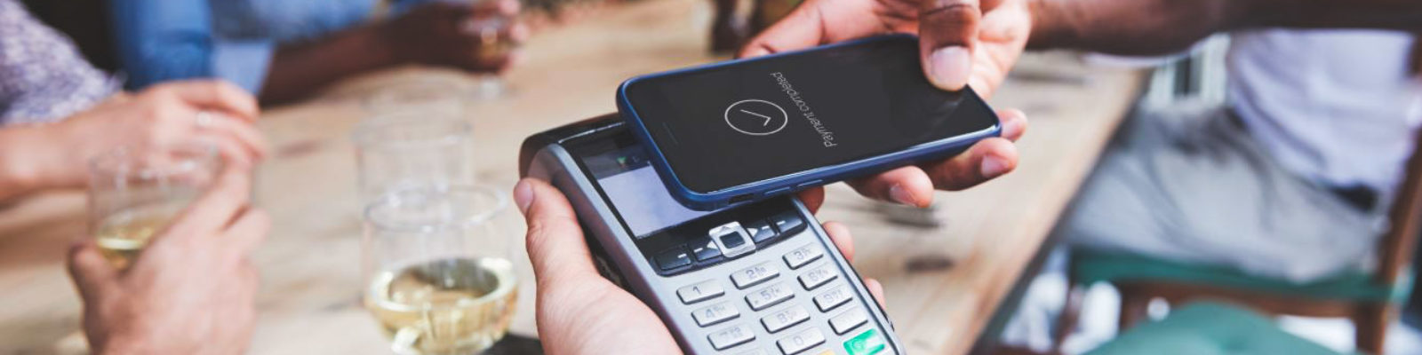 Paiement Digital quelle valeur ajoutée pour la Jeunesse Africaine ...